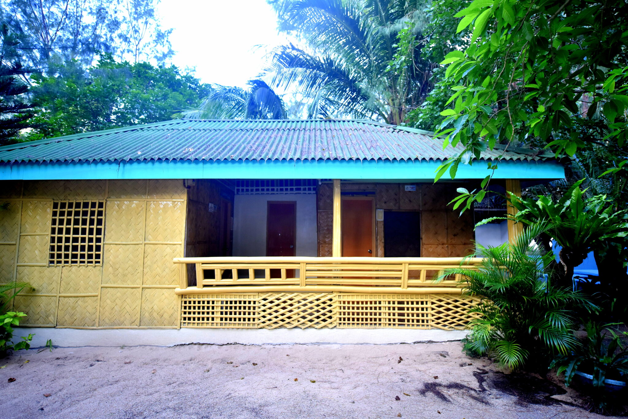 Balinese Hut – Doña Choleng Camping Resort